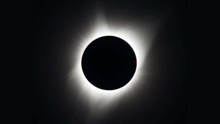 Solar Eclipse 2024: NASA warns about phone Camera damage, offers tips ...