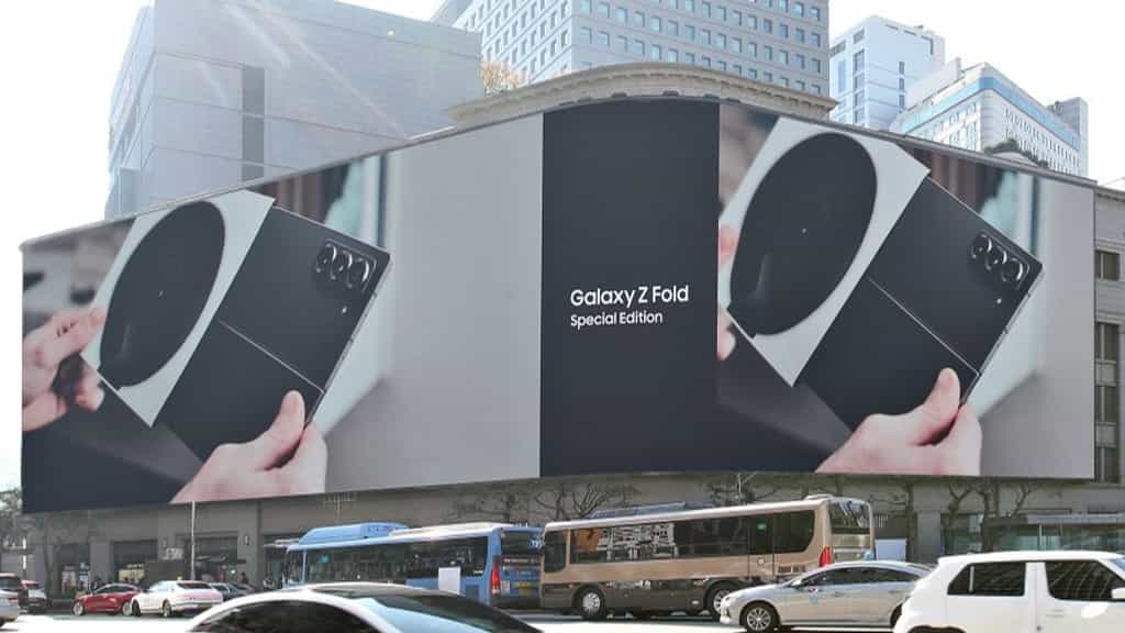 Samsung Galaxy Fold SE sparks chaos as 3rd Batch sold out in record ...