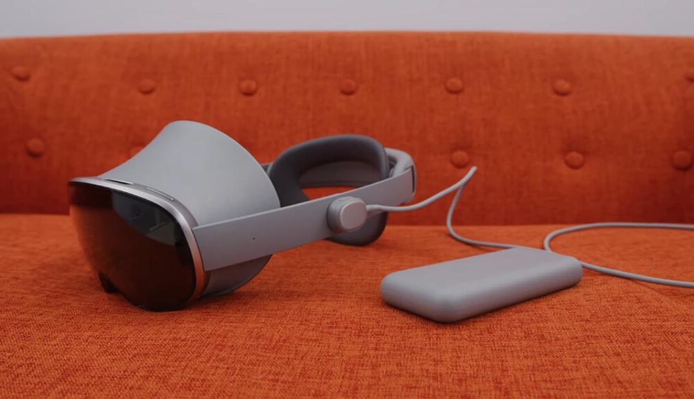 Watch the incredible Samsung XR Headset with Android XR in action ...